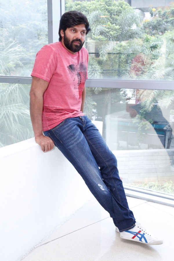 Arya Photos: Latest HD Images, Pictures, Stills & Pics - FilmiBeat