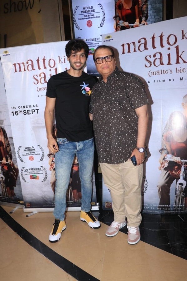 Celebs at Matto Ki Saikil screening in Juhu