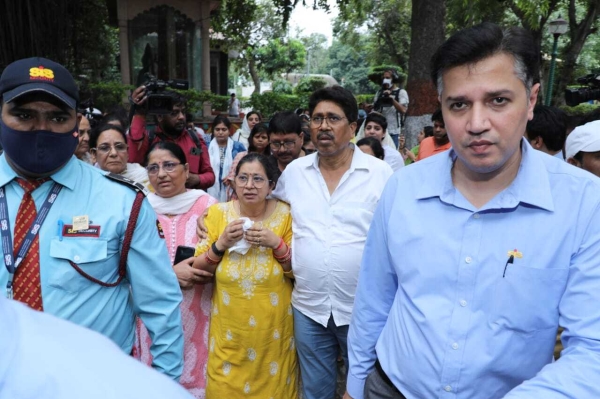 Final Journey of Comedian Raju Srivastava In Delhi Photos - FilmiBeat