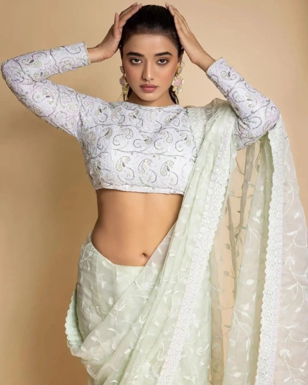 Ketika Sharma Eludes Magic in a White Saree
