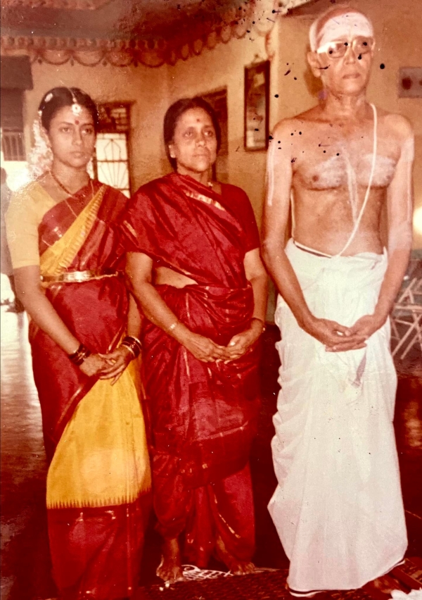 Lakshmy Ramakrishnan Family And Unseen Photos