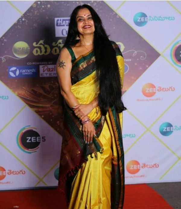 Pragathi: 50 ఏళ్ళ వయసులో కూడా అందంతో మాయ చేస్తున్న ప్రగతి.. లేటెస్ట్ ...