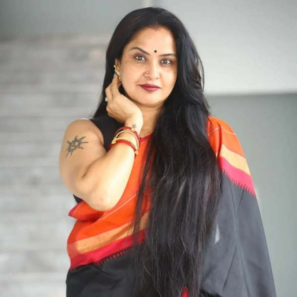 Pragathi: 50 ఏళ్ళ వయసులో కూడా అందంతో మాయ చేస్తున్న ప్రగతి.. లేటెస్ట్ ఫొటోస్ | Telugu charecter ...