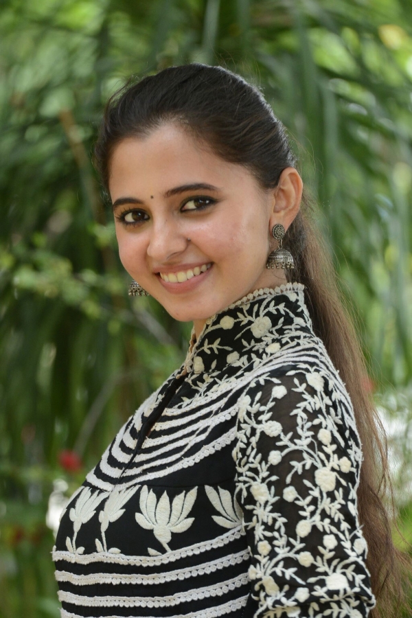 Preethi Asrani Photos: Latest HD Images, Pictures, Stills & Pics ...