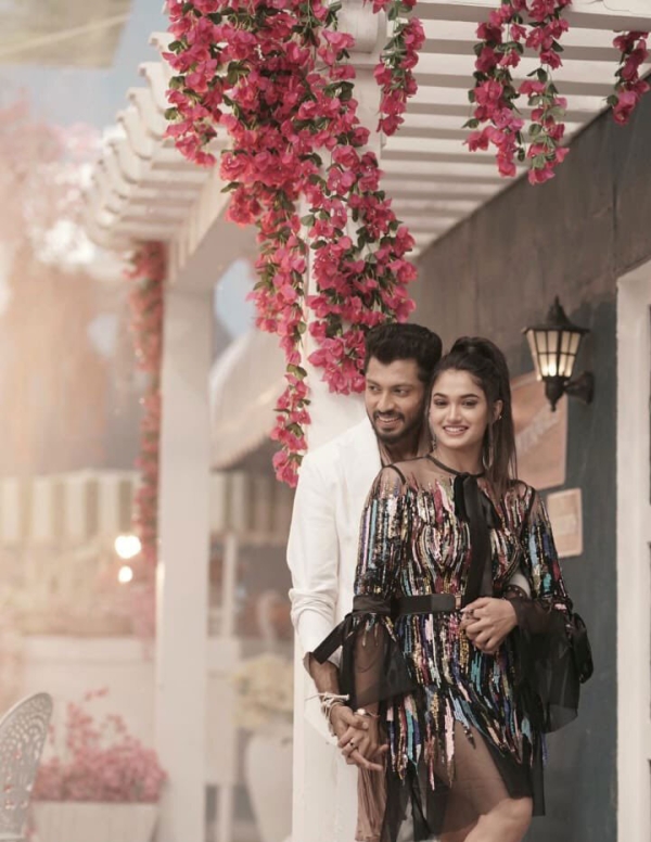 RAANA Photos: HD Images, Pictures, Stills, First Look Posters of RAANA ...