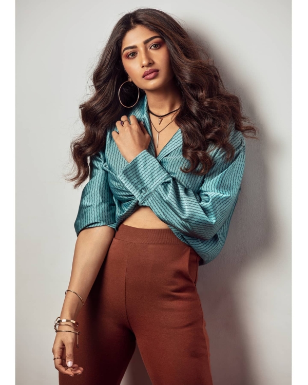 Roshni Prakash Photos: Latest HD Images, Pictures, Stills & Pics ...