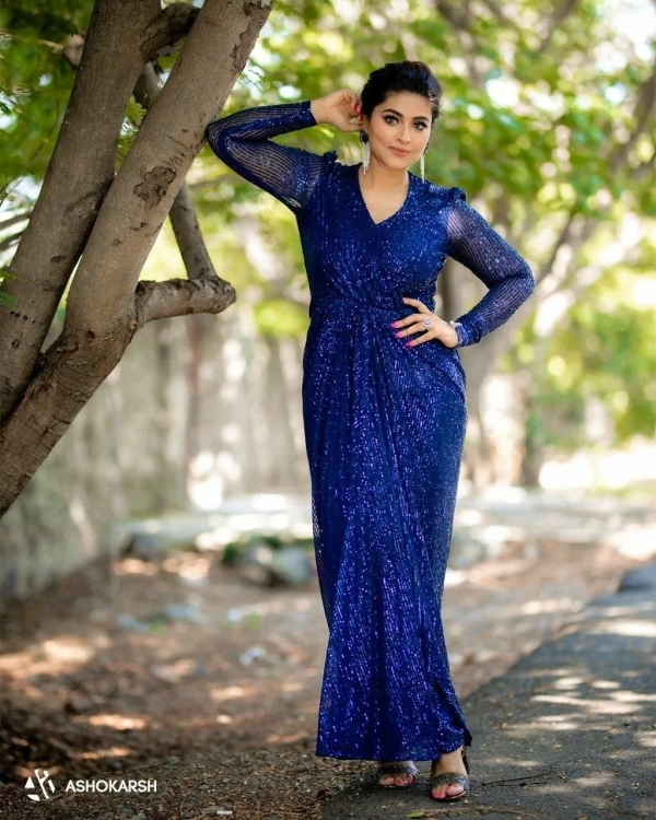 Sneha: బ్యూటీఫుల్ హీరోయిన్ స్నేహ వయసు 40 అంటే నమ్ముతారా.. లేటెస్ట్ ...