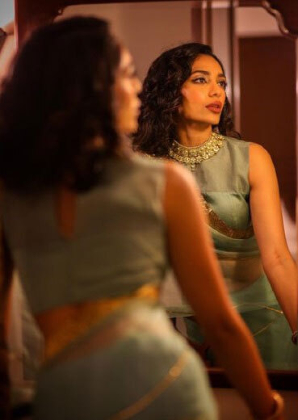 Sobhita Dhulipala Is Elegance Personified In An Olive Green Saree; Her ...