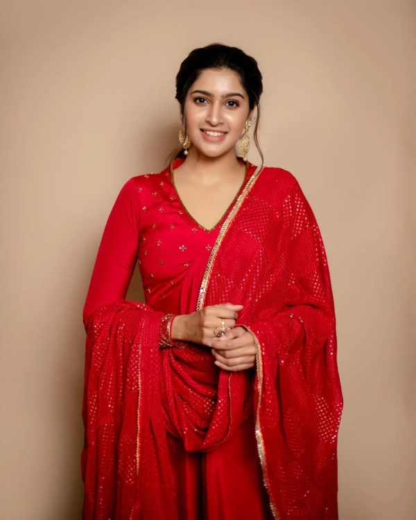 Tanya Ravichandran Photos [HD]: Latest Images, Pictures, Stills of ...