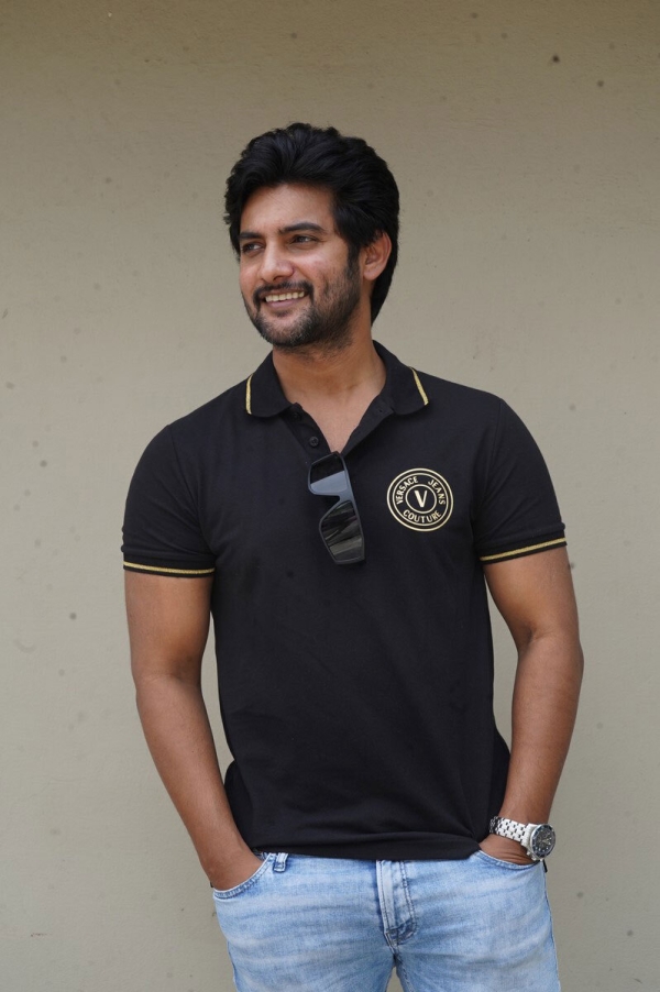 Aadi Photos: Latest HD Images, Pictures, Stills & Pics - FilmiBeat