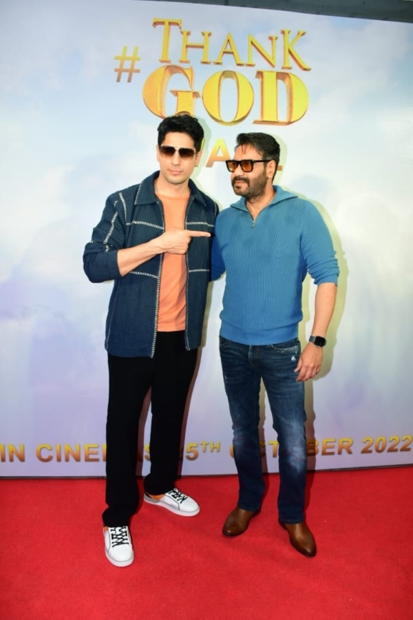 Ajay Devgn, Sidharth Malhotra, Indra Kumar and others at trailer launch ...
