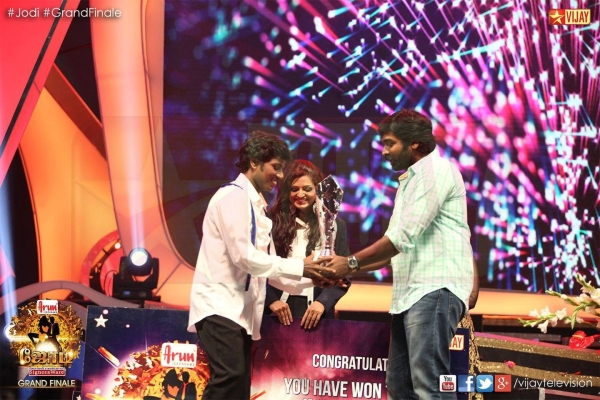 Bigg Boss Tamil Season 6 : Contestant Amuthavanan Family & Unseen Photos