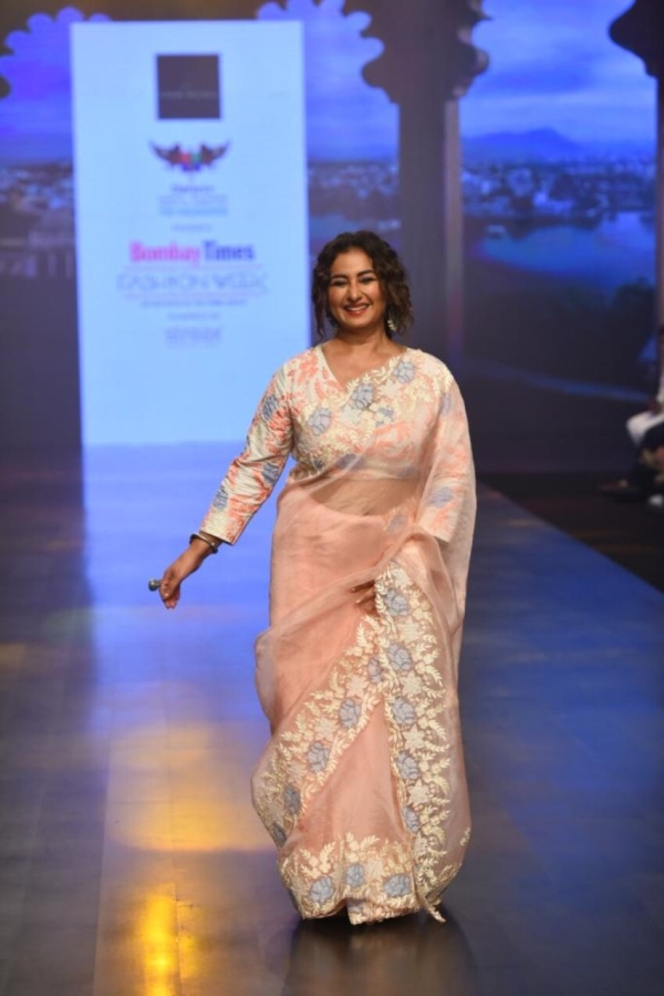 Divya Dutta Walks The Ramp At Bombay Times Fashion Week 2022