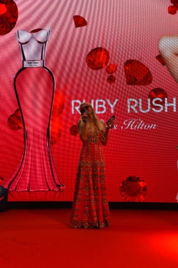 Paris Hilton snapped in Mumbai at the launch of her new fragrance Ruby ...