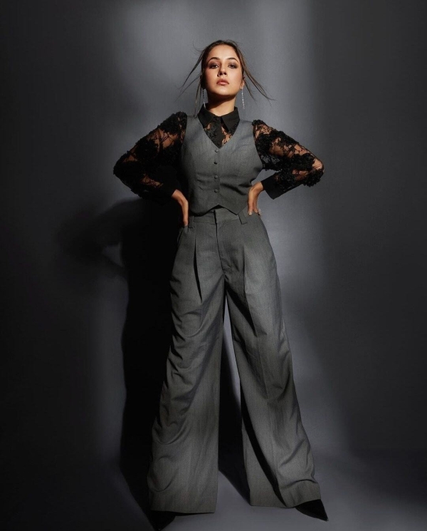 Shehnaaz Gill Gives Boss Lady Vibes In These New Pictures