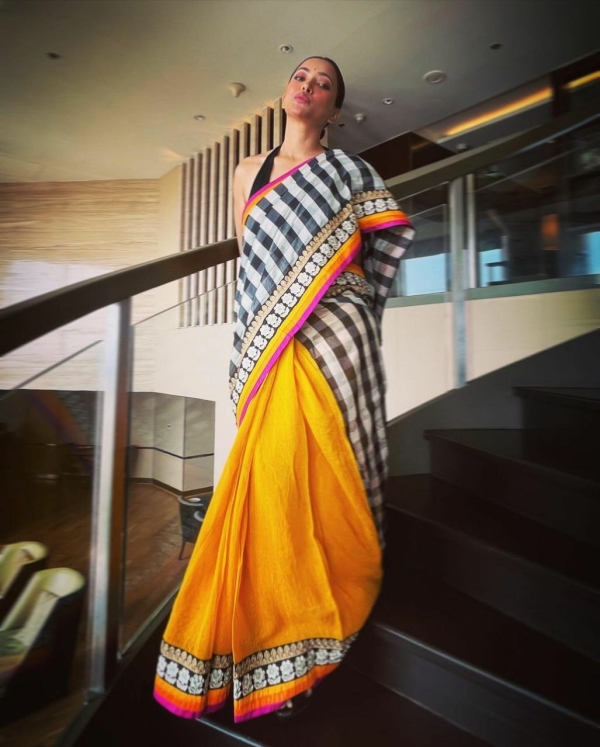 Shweta Basu Prasad: సరికొత్త గ్లామర్ తో కొత్త బంగారు లోకం హీరోయిన్ ...