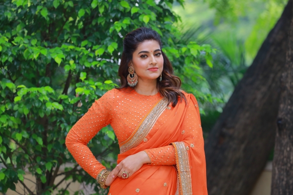 Sneha వయసు పెరిగిన వన్నె తగ్గని స్నేహా.. టాలీవుడ్‌లో రీ ఎంట్రీ ...