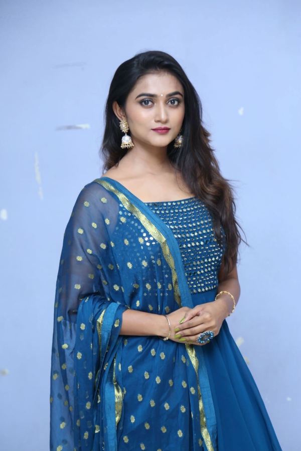 Gayathri Patel Photos [HD]: Latest Images, Pictures, Stills of Gayathri ...