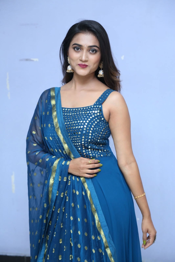 Gayathri Patel Photos [HD]: Latest Images, Pictures, Stills of Gayathri ...