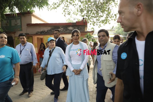 Priyanka Chopra Arrives Lucknow For UNICEF Field Visit And Interacted ...