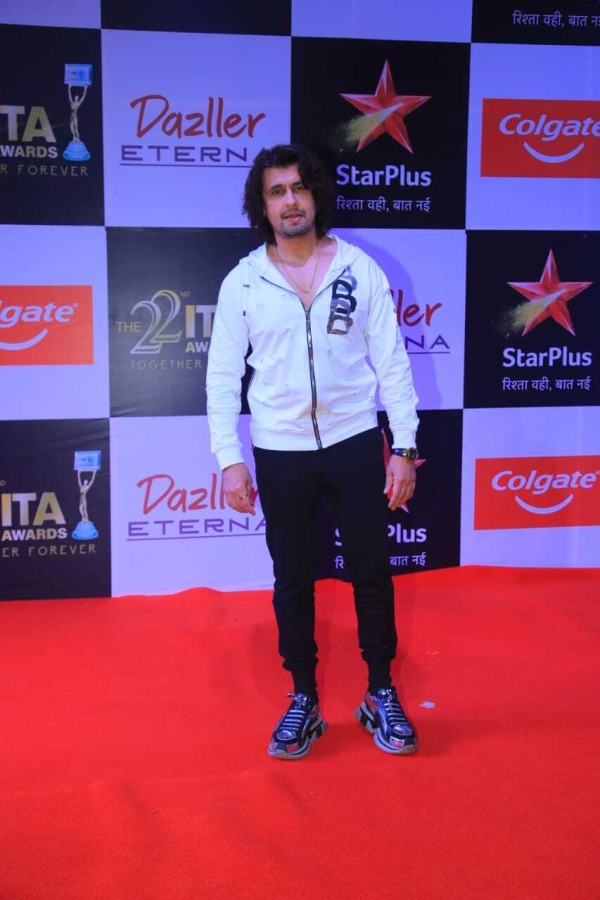 ITA Awards 2022: Anil Kapoor, Ananya Panday, Varun Dhawan And Other ...