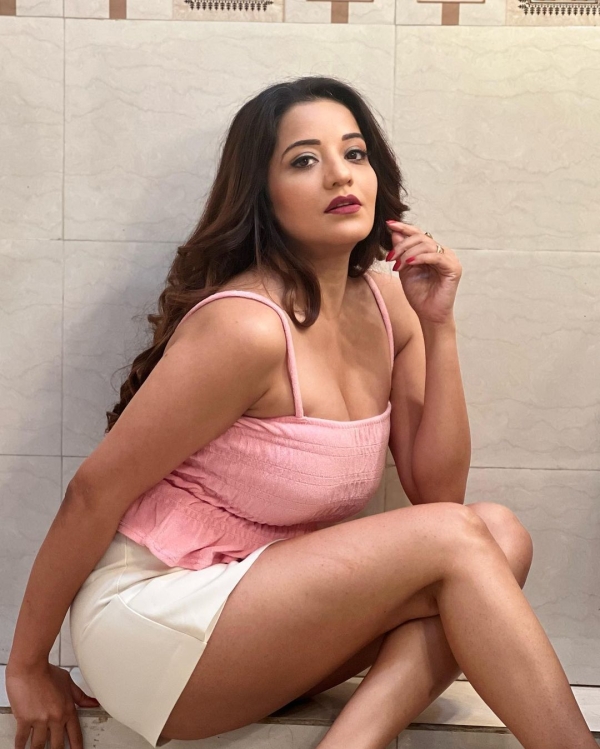 PHOTOS: ஆஹா என்பார்கள் அடடா என்பார்கள்... ரியல் மோனோலிசாவாக மாறிய அஸ்லி மோனாலிசா... | PHOTOS ...