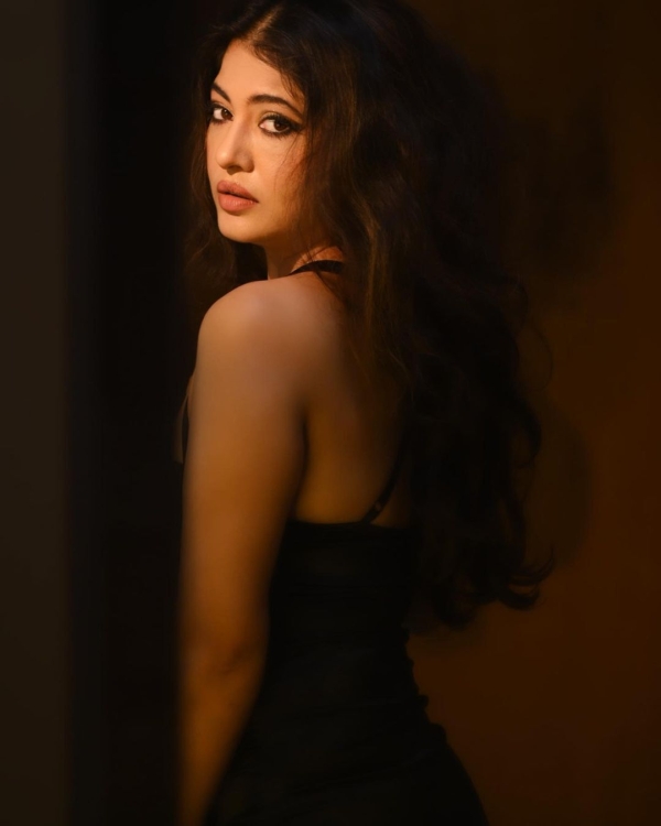 Poonam Rajput Photos: Latest HD Images, Pictures, Stills & Pics - FilmiBeat