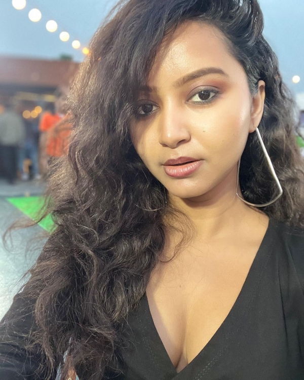 Sayani Pradhan Photos [HD]: Latest Images, Pictures, Stills of Sayani ...