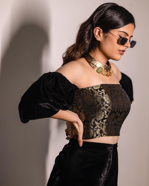 PHOTOS: ப்பா.. வதந்தி வெப்சீரிஸ் வெலோனியா இது.. சஞ்சனாவின் சூப்பர் ...