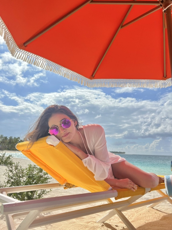 Actress And Dancer Mukti Mohan Enjoys Beach Vacation: Pics VIRAL