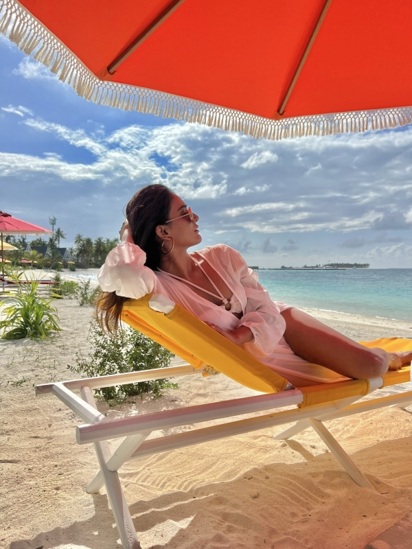 Actress And Dancer Mukti Mohan Enjoys Beach Vacation: Pics VIRAL