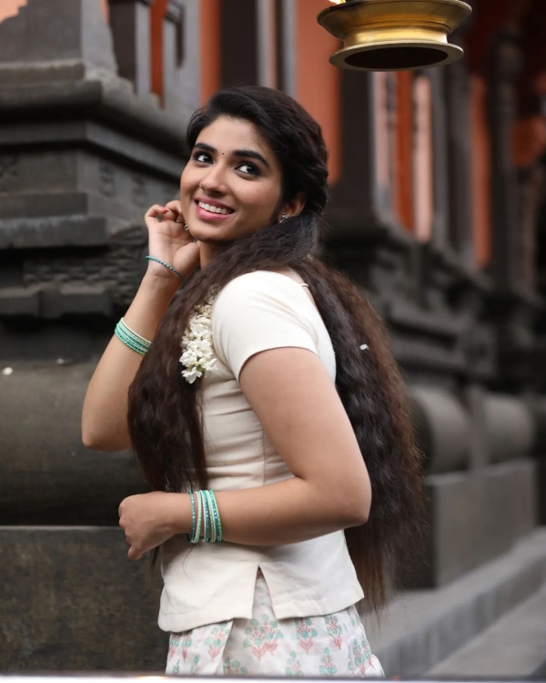 Pragya Nagra Photos [HD]: Latest Images, Pictures, Stills of Pragya ...