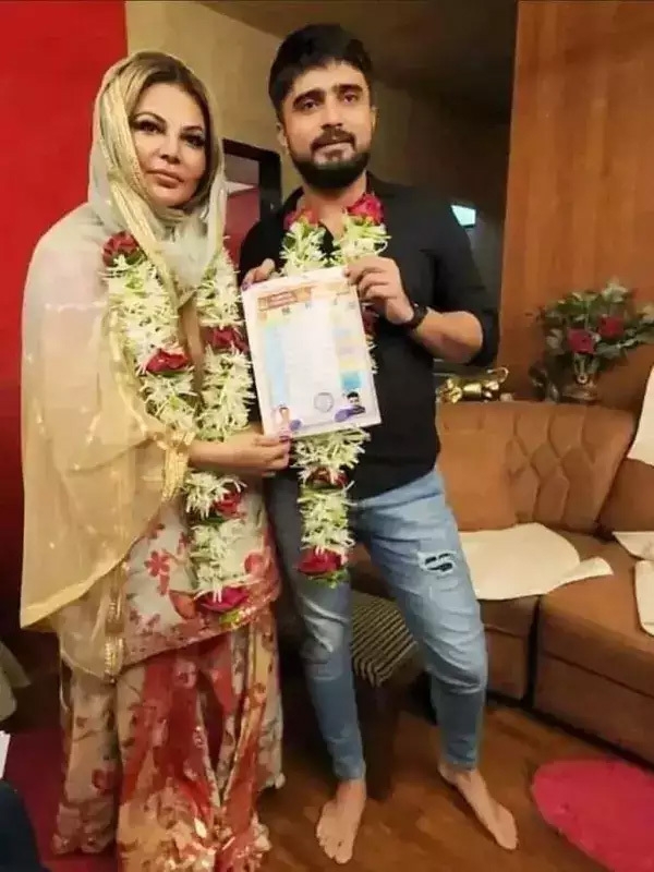 Rakhi Sawant Gets Married To Adil Durrani and Changes Her Name To Fatima