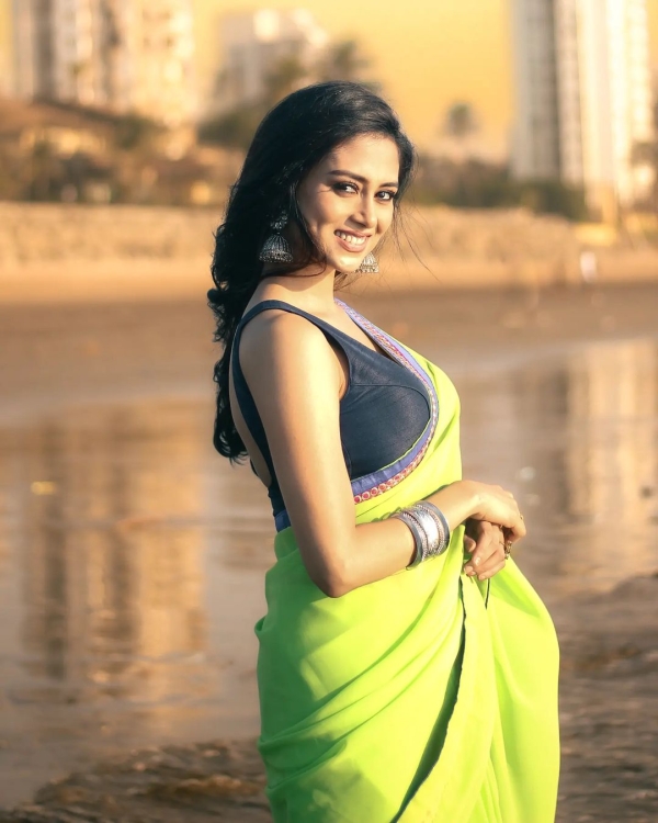 Vedieka Dutt Photos [HD]: Latest Images, Pictures, Stills of Vedieka ...