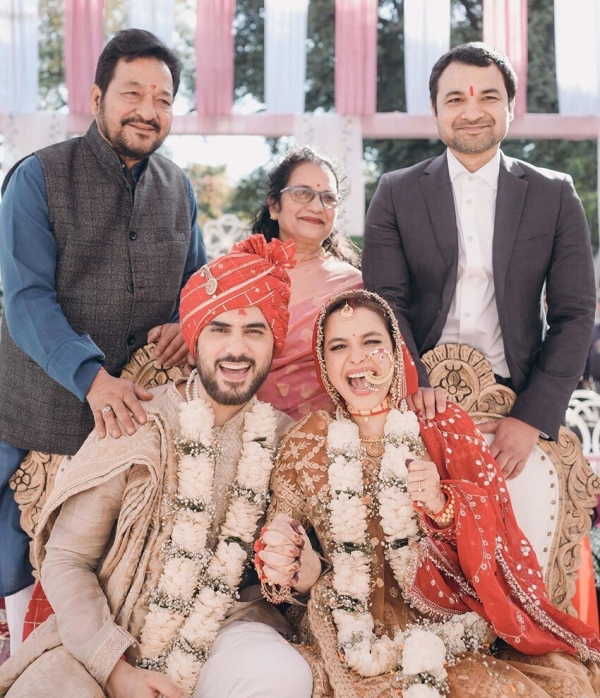 Chake De India Fame Chitrashi Rawat married her boyfriend Dhruvaditya ...