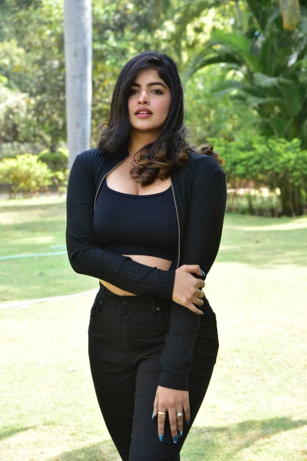 Naina Sarwar Photos: Latest HD Images, Pictures, Stills & Pics - FilmiBeat