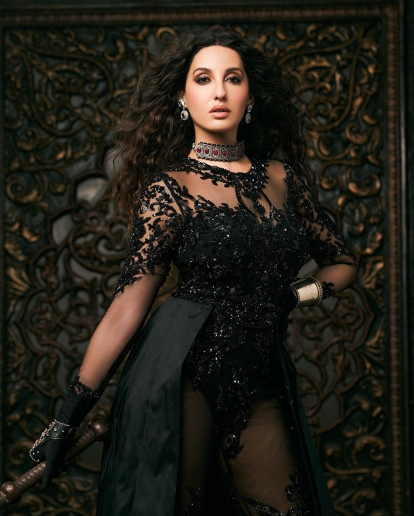 Nora Fatehi Looks Like Egypt Queen In Her Latest Photoshoot
