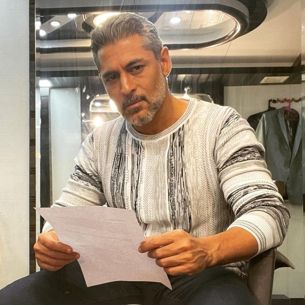 Tarun Arora Shirtless