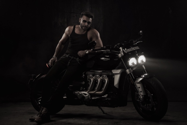 Darshan Photos [HD]: Latest Images, Pictures, Stills of Darshan - FilmiBeat