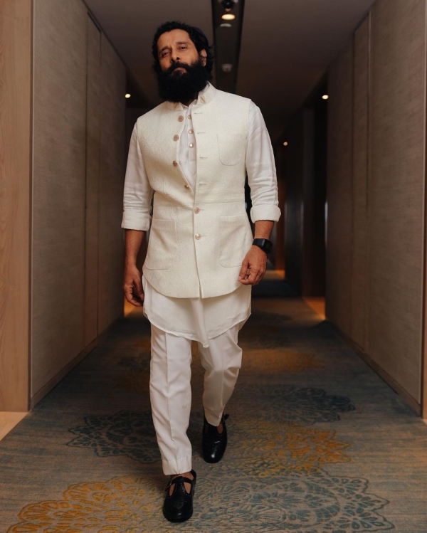 Happy Birthday Vikram: 5 times the Ponniyin Selvan 2 Star Looked ...