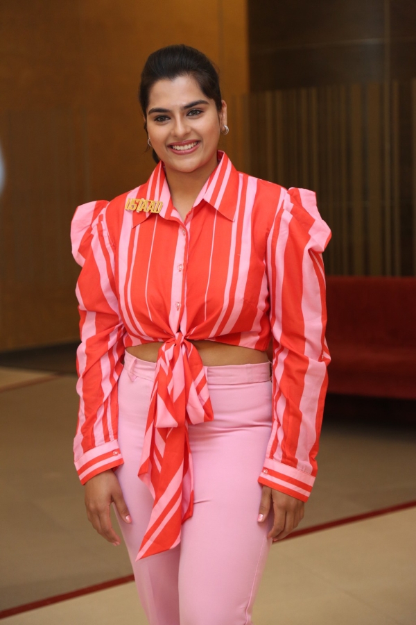Kavya Kalyanram Photos: Latest HD Images, Pictures, Stills & Pics ...