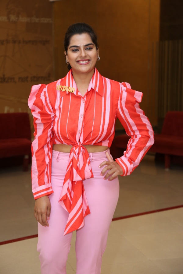 Kavya Kalyanram Photos: Latest HD Images, Pictures, Stills & Pics ...