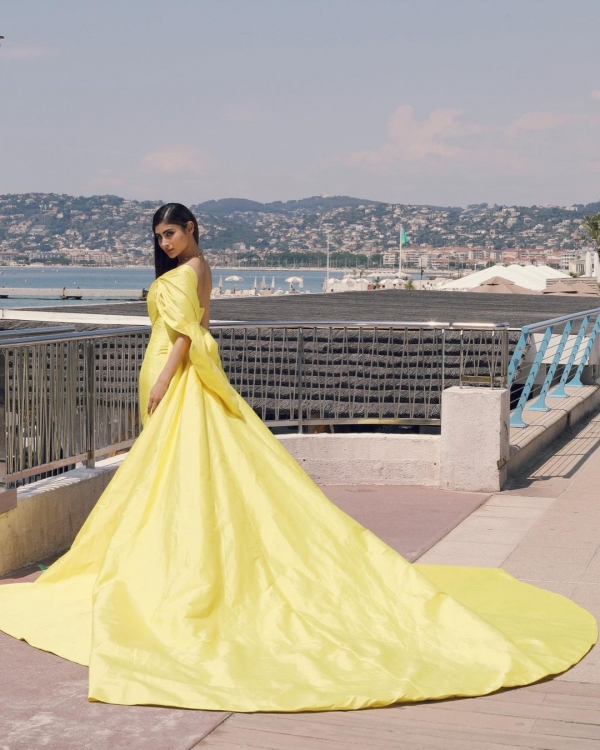 Cannes 2023: Mouni Roy’s Cannes debut proved to be a Big Hit, actress ...