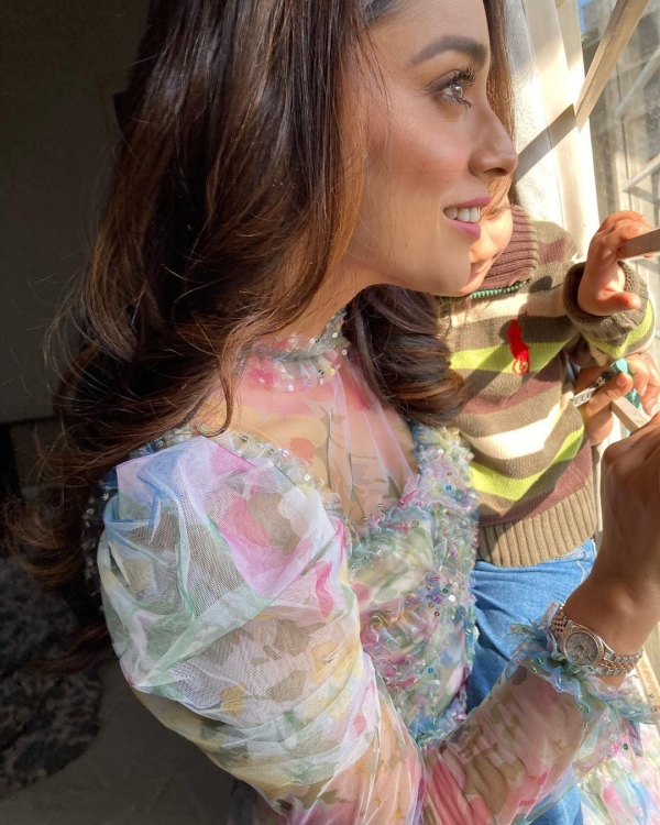 InPic: 7 Times Drishyam actress Shriya Saran posted ‘Awwdorable’ photos ...