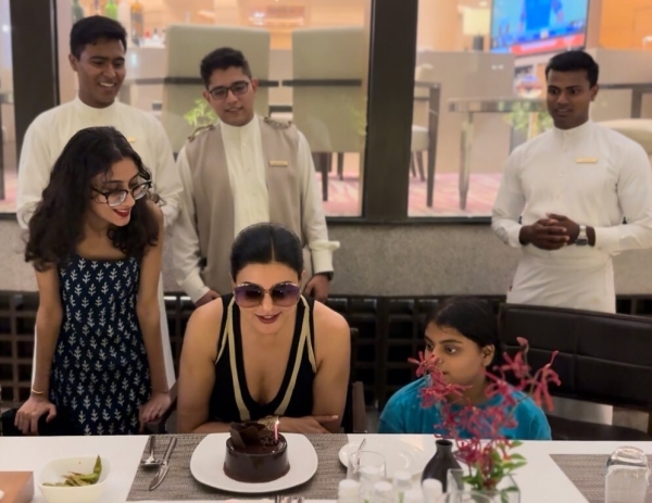 InPic: Actress Sushmita Sen commemorates 29 years as Miss Universe with ...