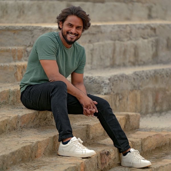 Naveen Shankar Photos: Latest HD Images, Pictures, Stills & Pics ...