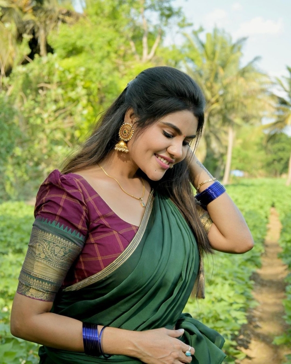 Nivisha Photos [HD]: Latest Images, Pictures, Stills of Nivisha - FilmiBeat