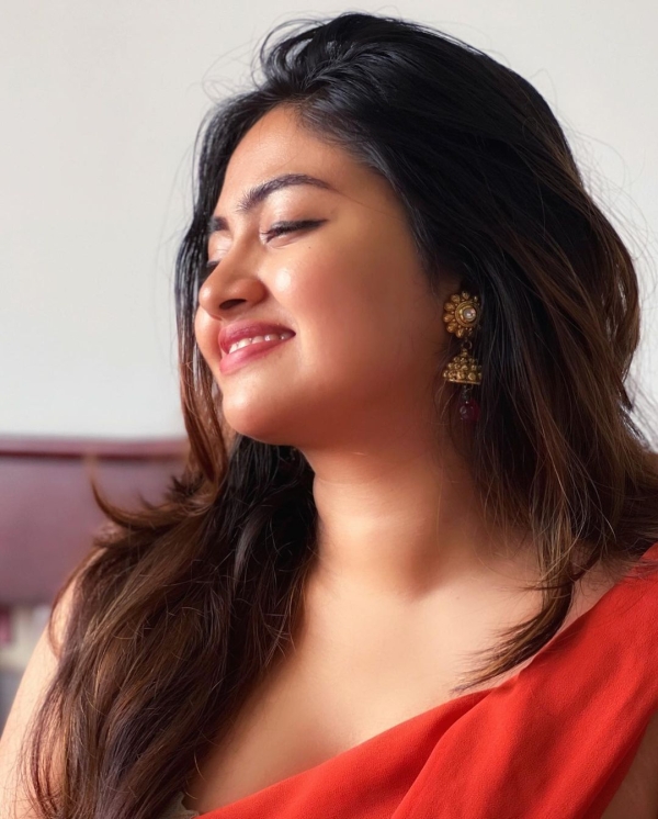 Shaalin Zoya Photos: Latest HD Images, Pictures, Stills & Pics - FilmiBeat