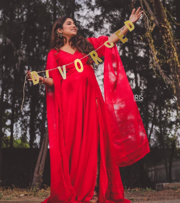 Tamil Actress Shalini Stuns in a Red thigh-high slit Gown as She ...