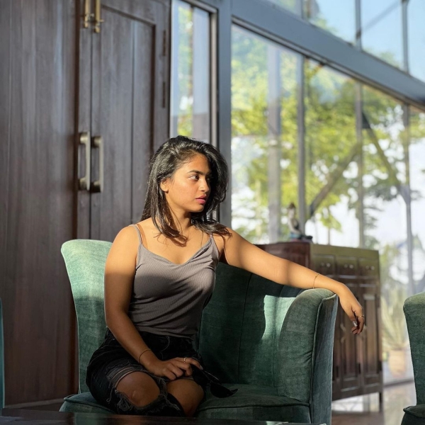 Alekhya Harika: దేత్తడి పిల్ల హారిక ఓవర్ డోస్ హాట్ షో.. ఫొటోలు వైరల్ ...